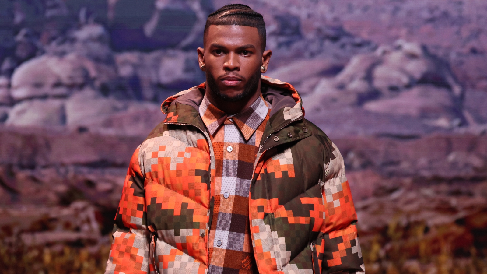 Shilo Sanders Reps Colorado-Themed Wrap On Tesla Cybertruck