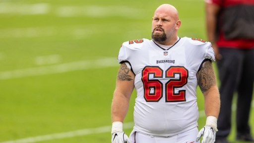 Seahawks' Geno Smith Surprisingly Continues To Outduel Russell Wilson