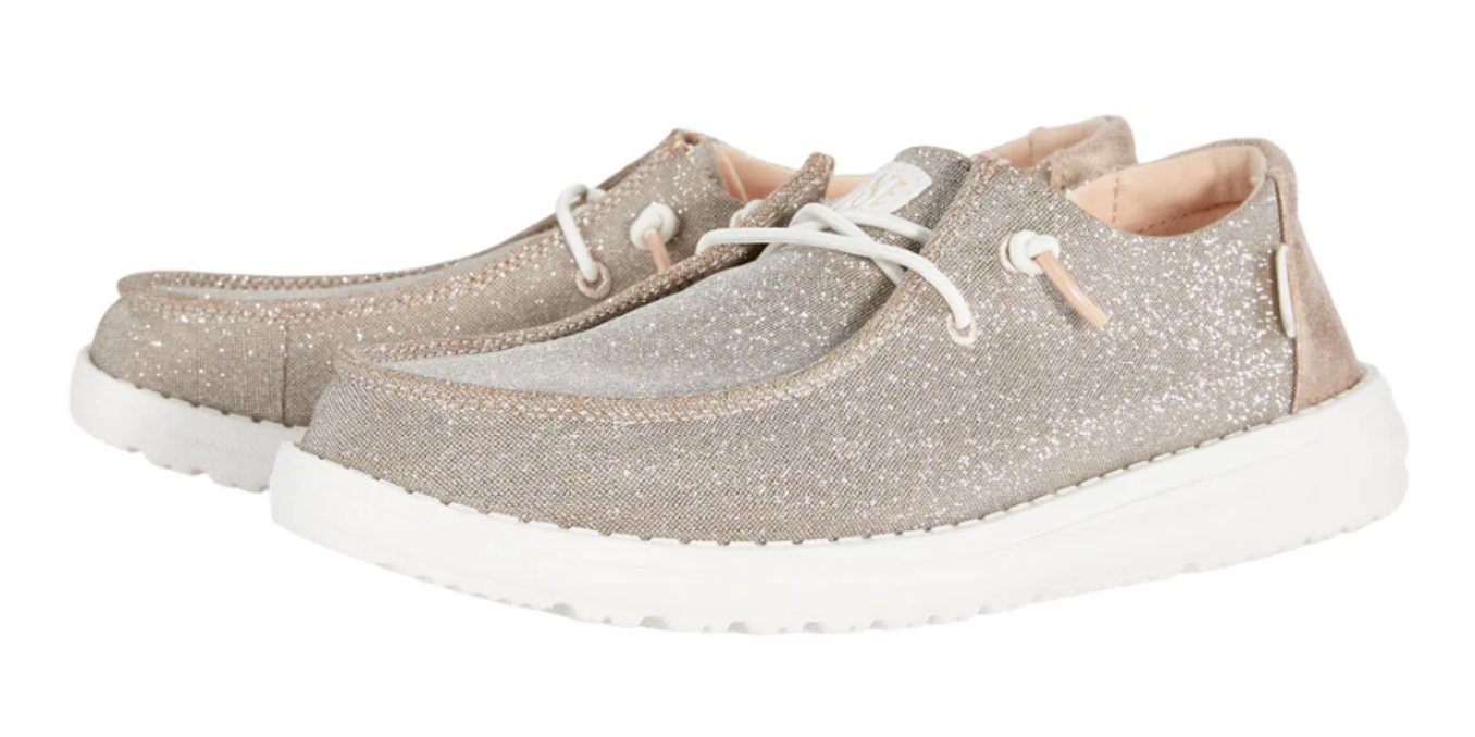 Sydney Sweeney Teamed Up With HEYDUDE To Be The New 'Director Of Dude ...