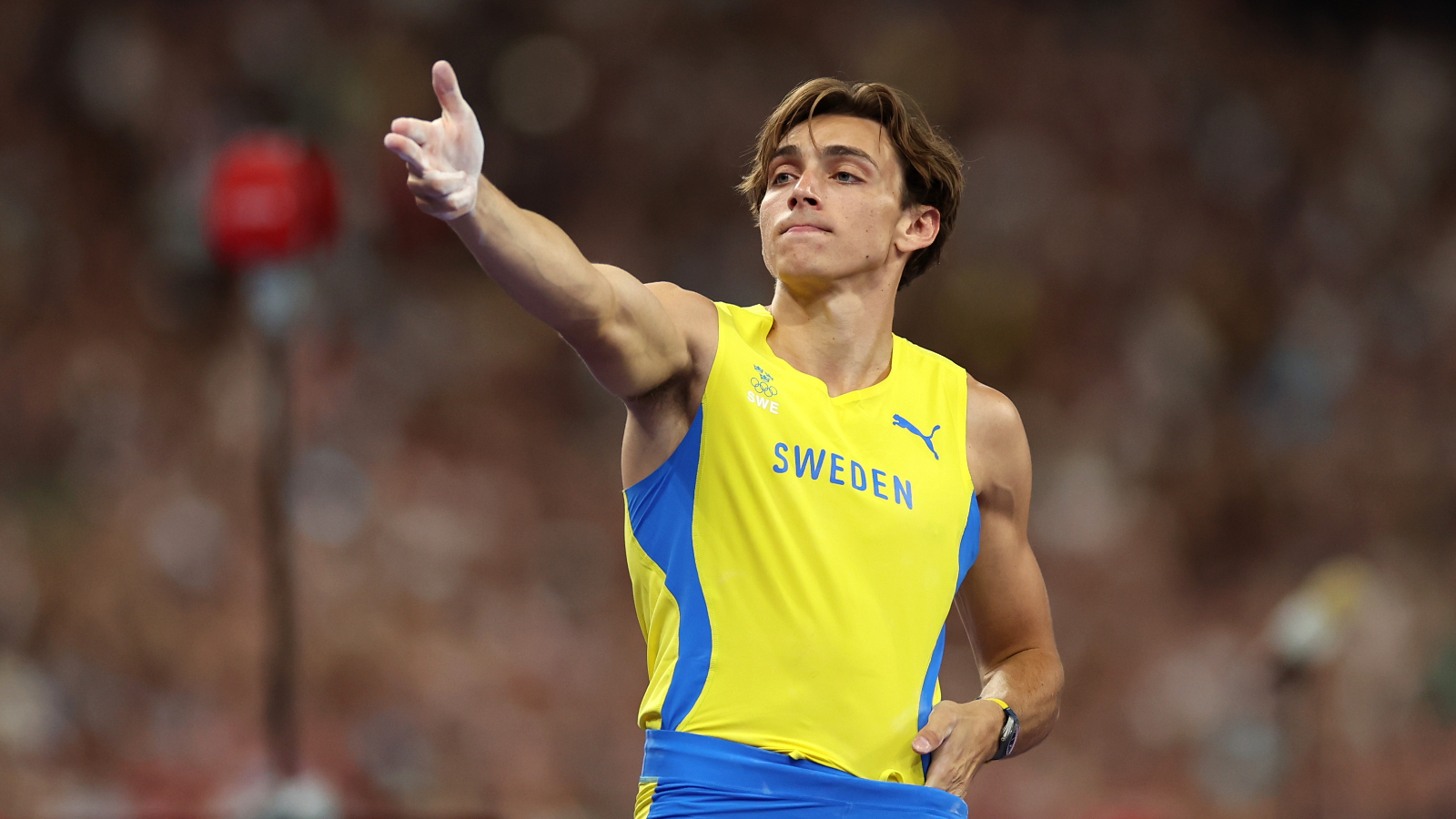 Mondo Duplantis Has Ingenious World Record Hack That's Made Him Rich