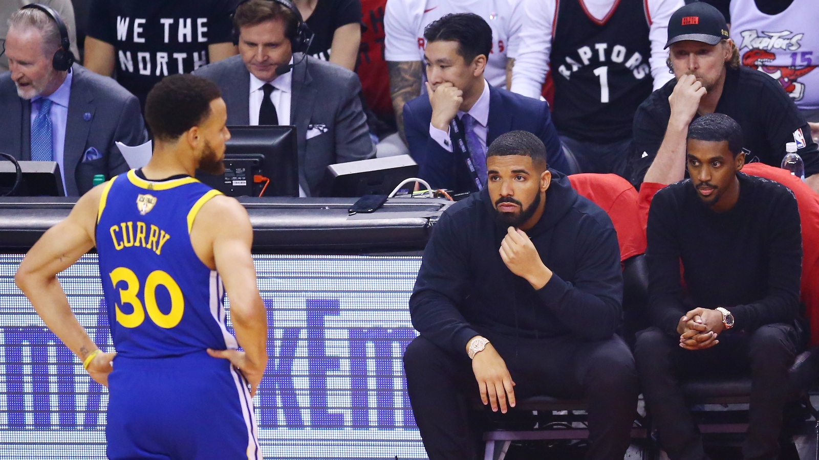 Steph Curry Comes To The Defense Of Drake With Support