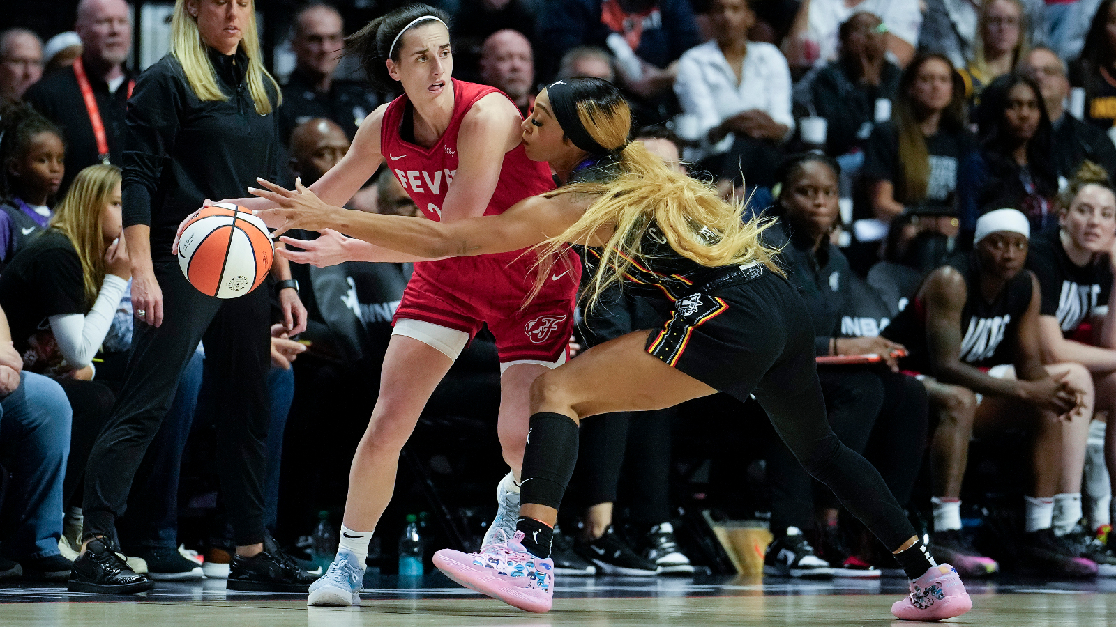 WNBA Players Association Issues Statement Critiquing Journalist