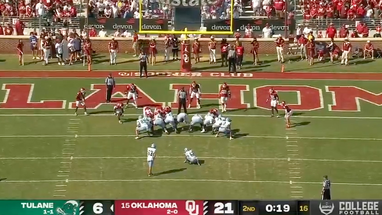 College Football Kicker Missed The Worst Extra Point Of All-Time
