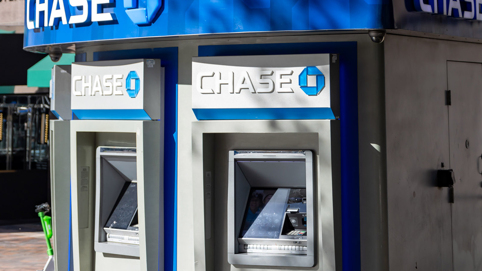 JPMorgan Chase Sues Over Viral TikTok 'Infinite Money Glitch'