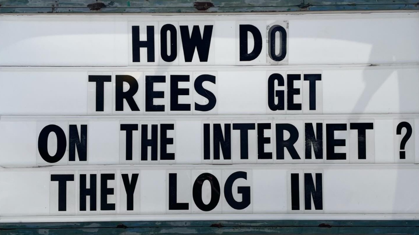 52 Of The Internet's Funniest New Memes To Start The Week