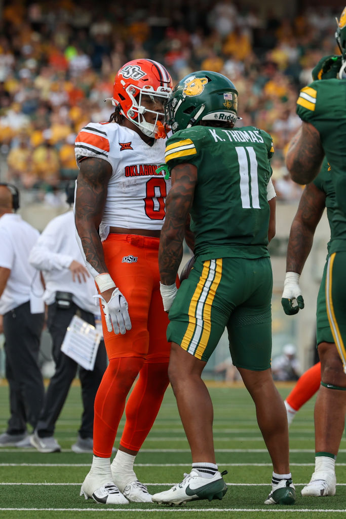 New Video Shows Ollie Gordon Try To Fight Baylor After Losing