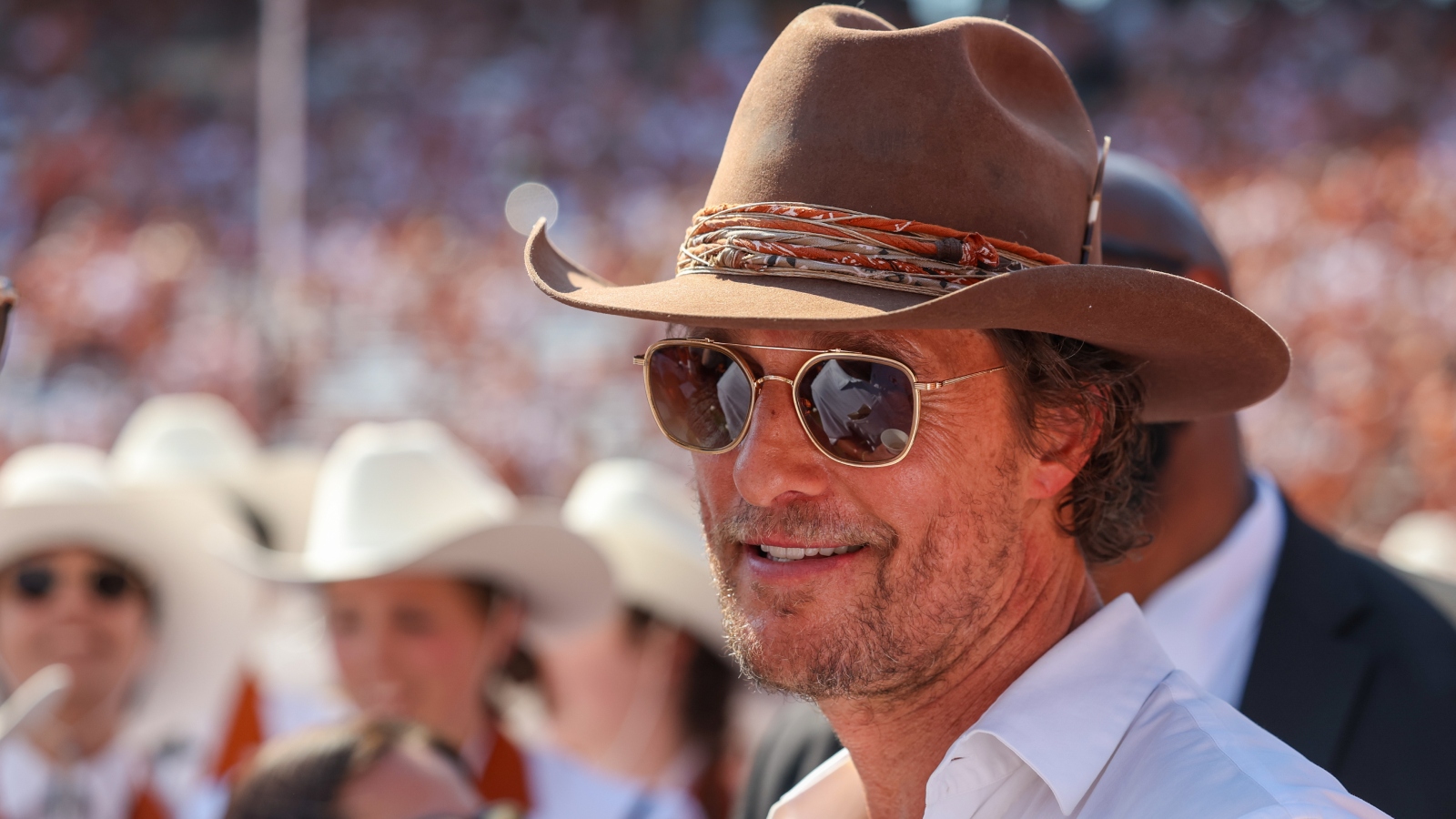 Texas Football Fan Pitches Charity Op To Matthew McConaughey