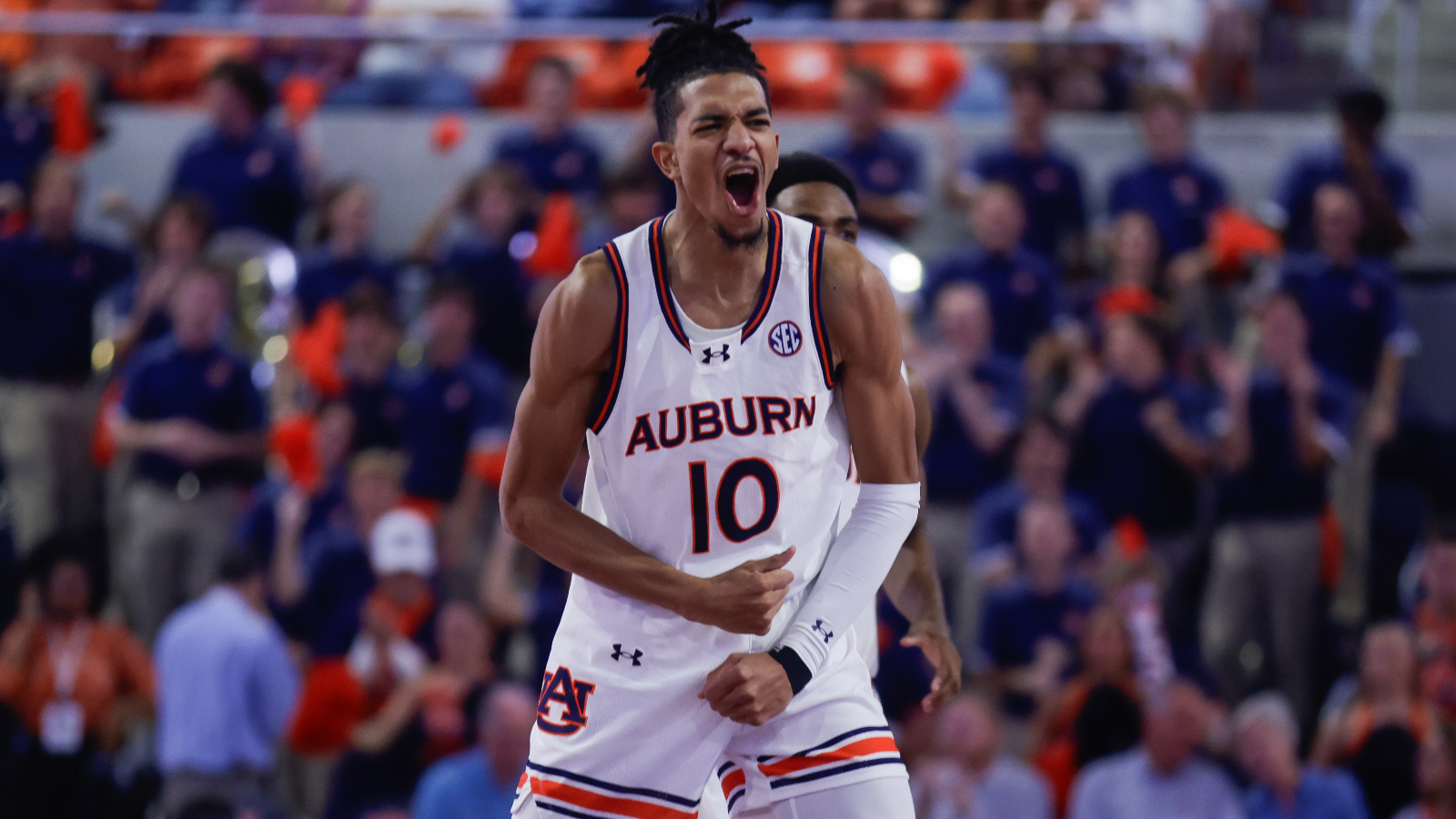 Auburn Basketball Flight Grounded After Fight Between Players