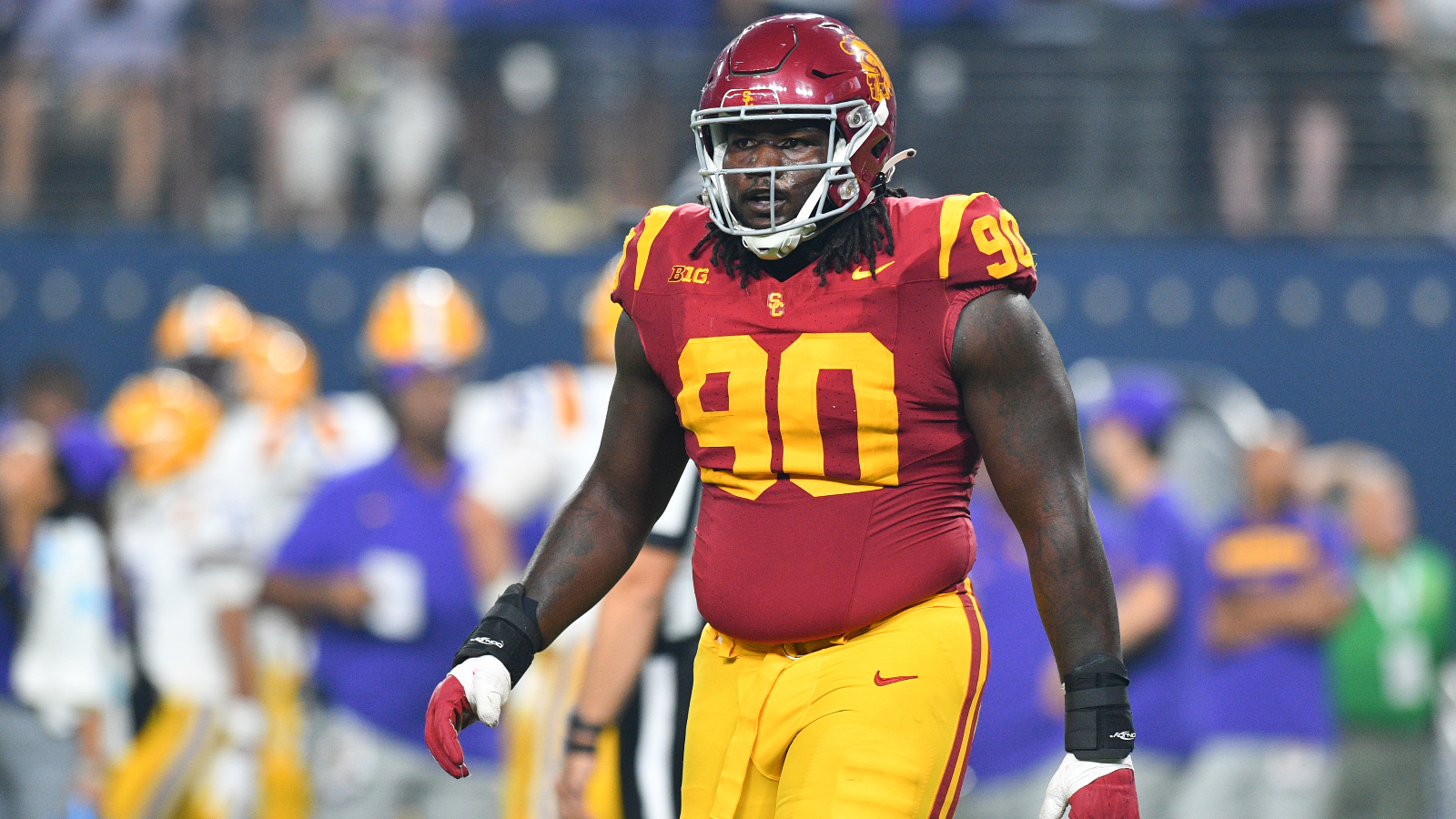 Ex-Georgia DT Bear Alexander Returns To UGA While Still On USC Roster