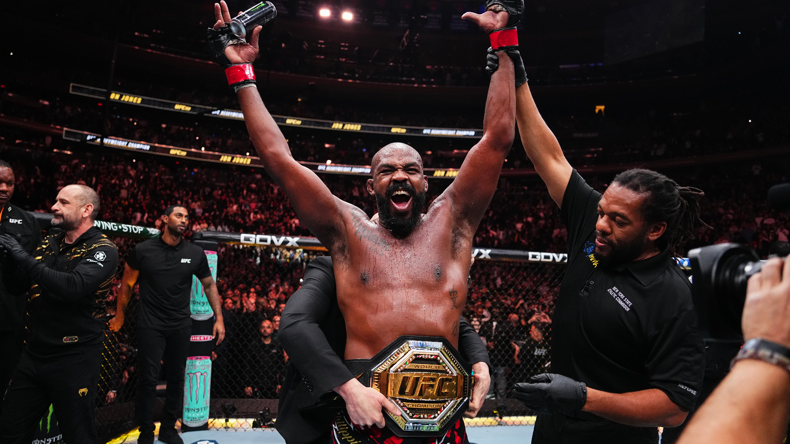 Jon Jones Clarifies Future Plans With Comments On UFC Contract