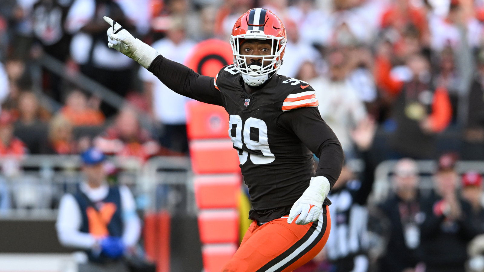 Lions DE Za'Darius Smith Explains Since-Deleted Cryptic Tweet