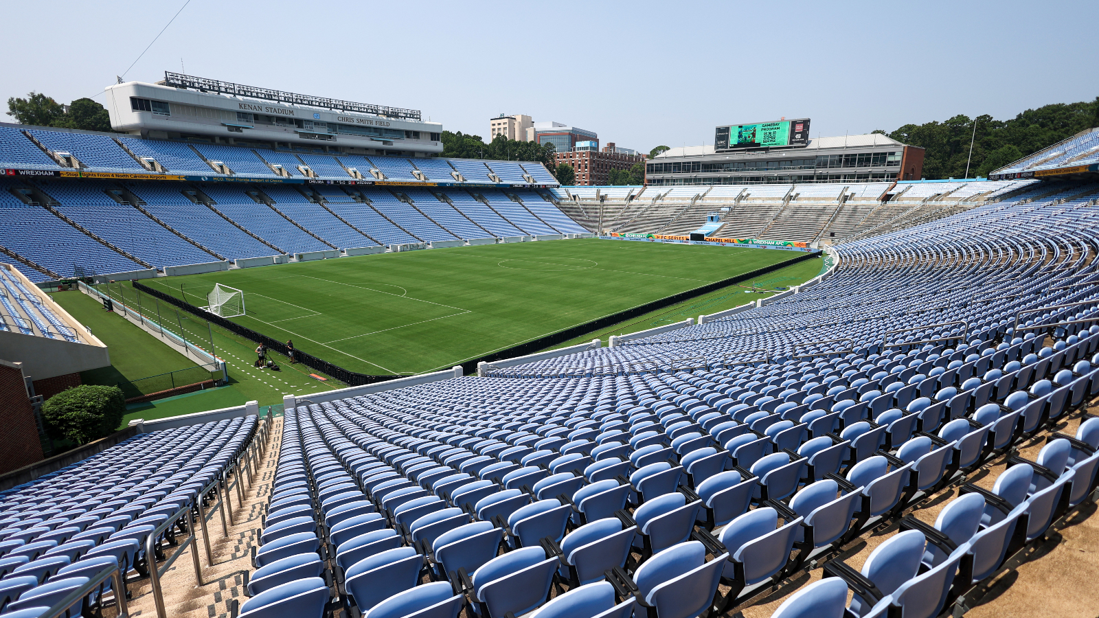 Bill Belichick Could Be Walking Into Hornet's Nest At North Carolina