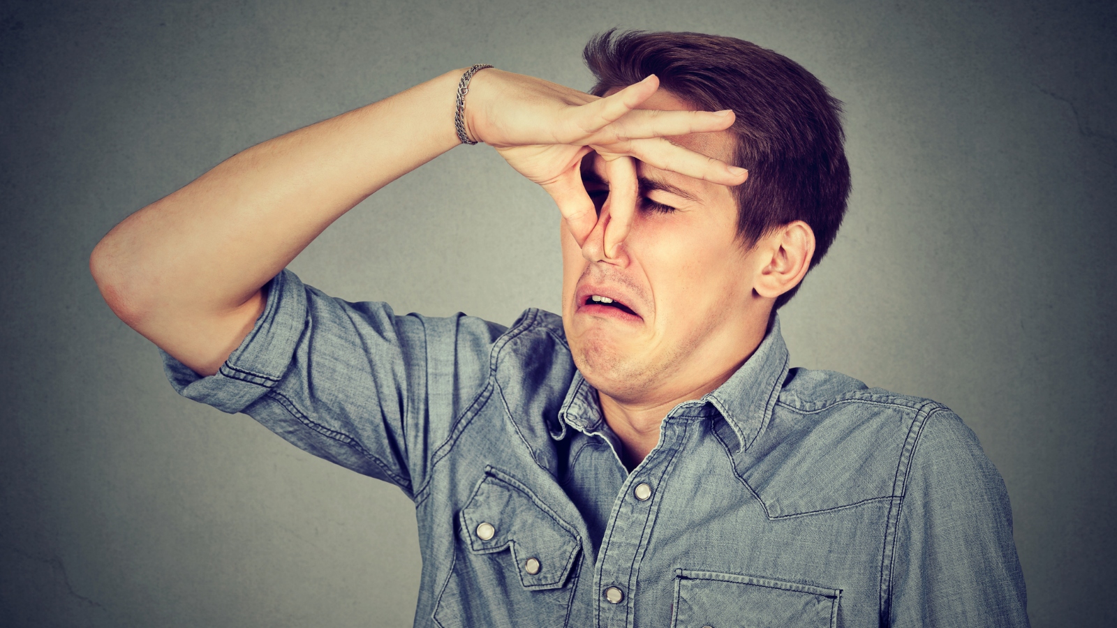 Expert Reveals Signs Your Excessive Farts Are A Cause For Worry