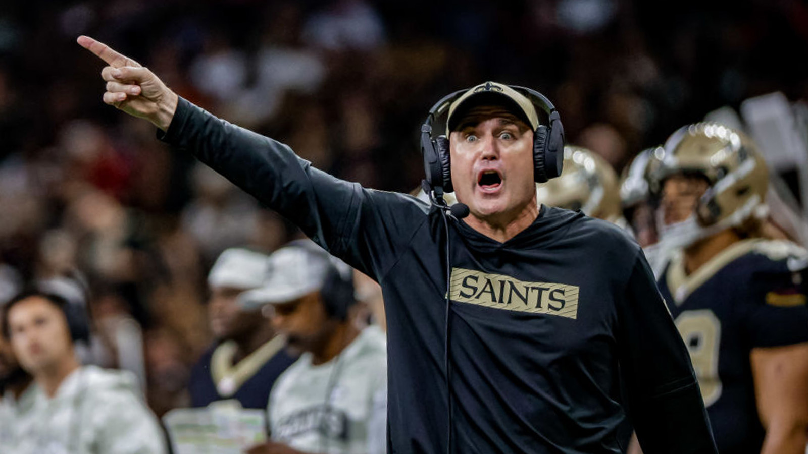 Saints Coach Bizarrely Caressed His Benched Quarterback's Head