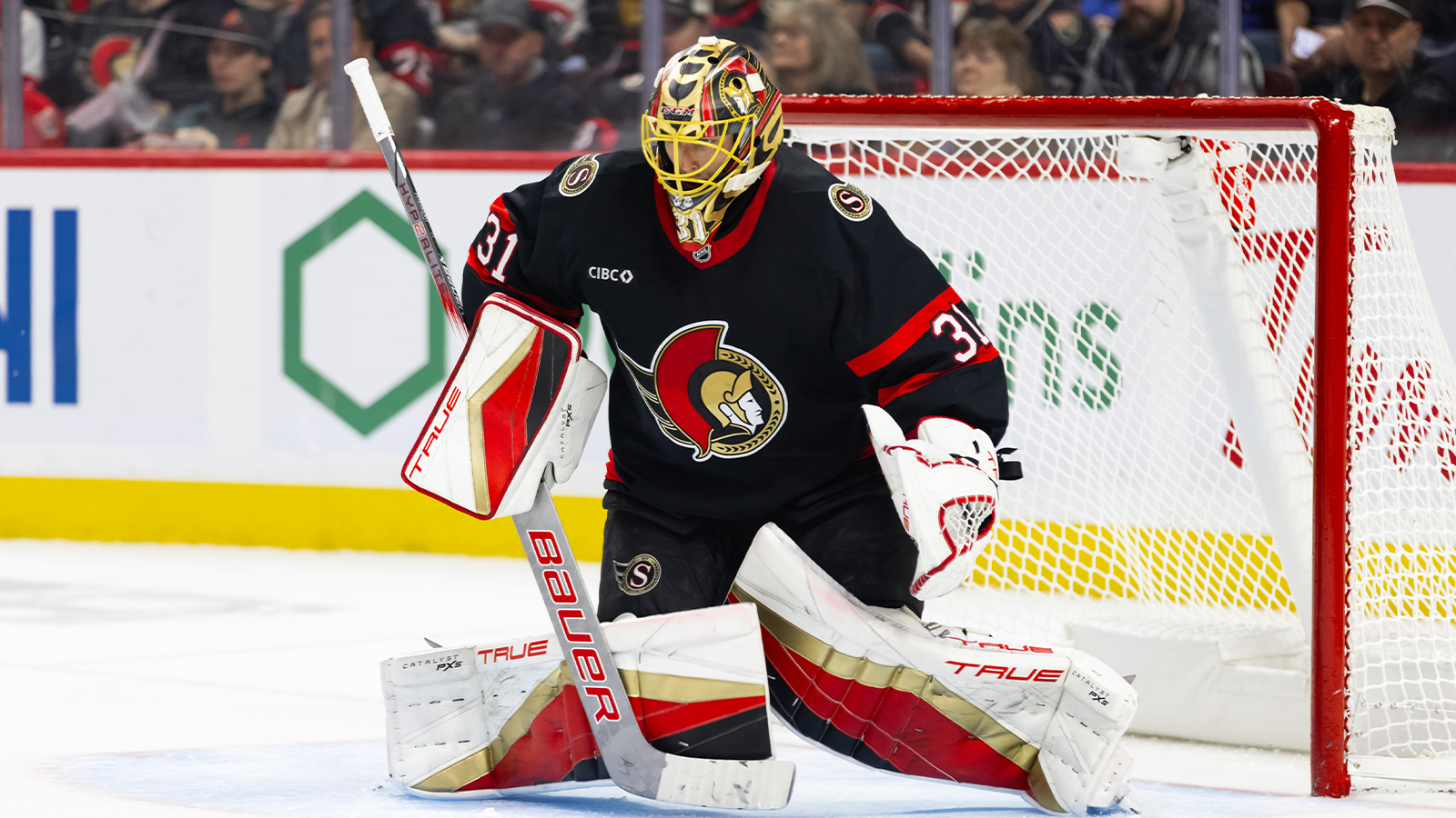 Traffic Forces EBUG To Sprint To Senators Arena After Injury