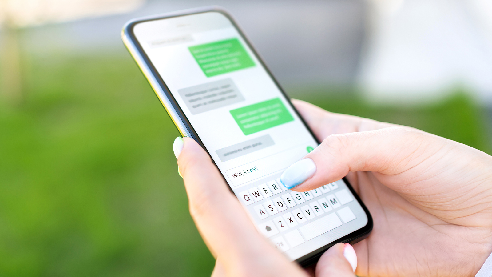 FBI Warns Against Sending Text Messages Over Spying Concerns