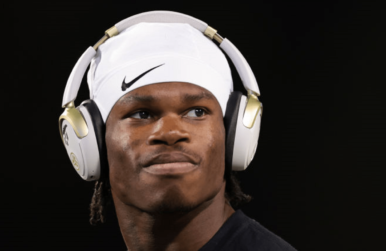 Travis Hunter Plans To Marry His Girlfriend When He Signs NFL Contract ...