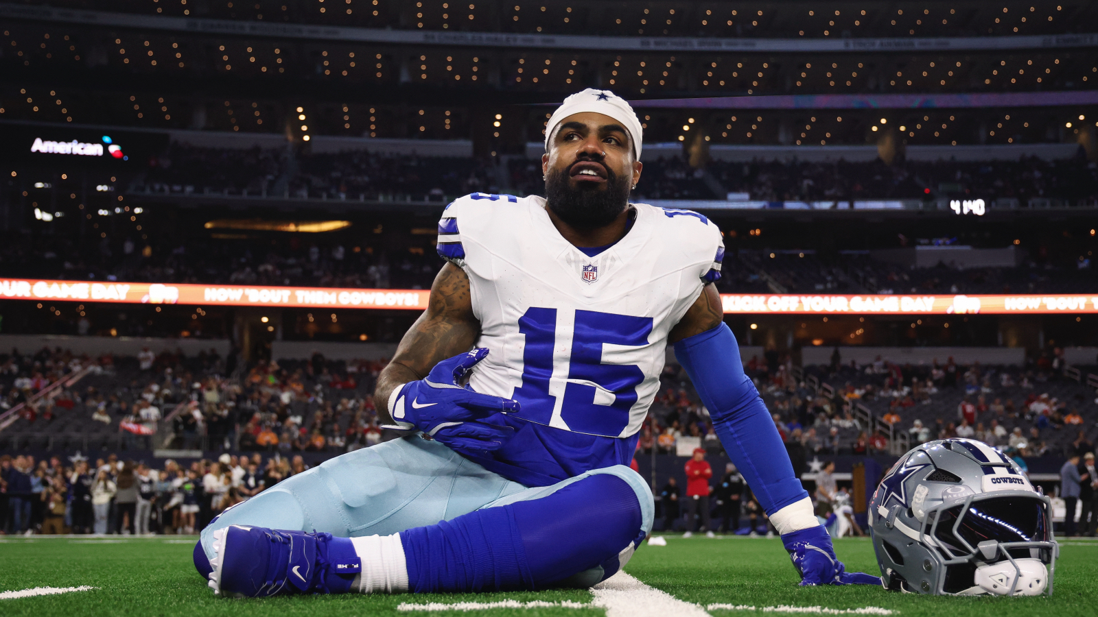 Ezekiel Elliott May Get A Chance At Playoff Football With Chargers