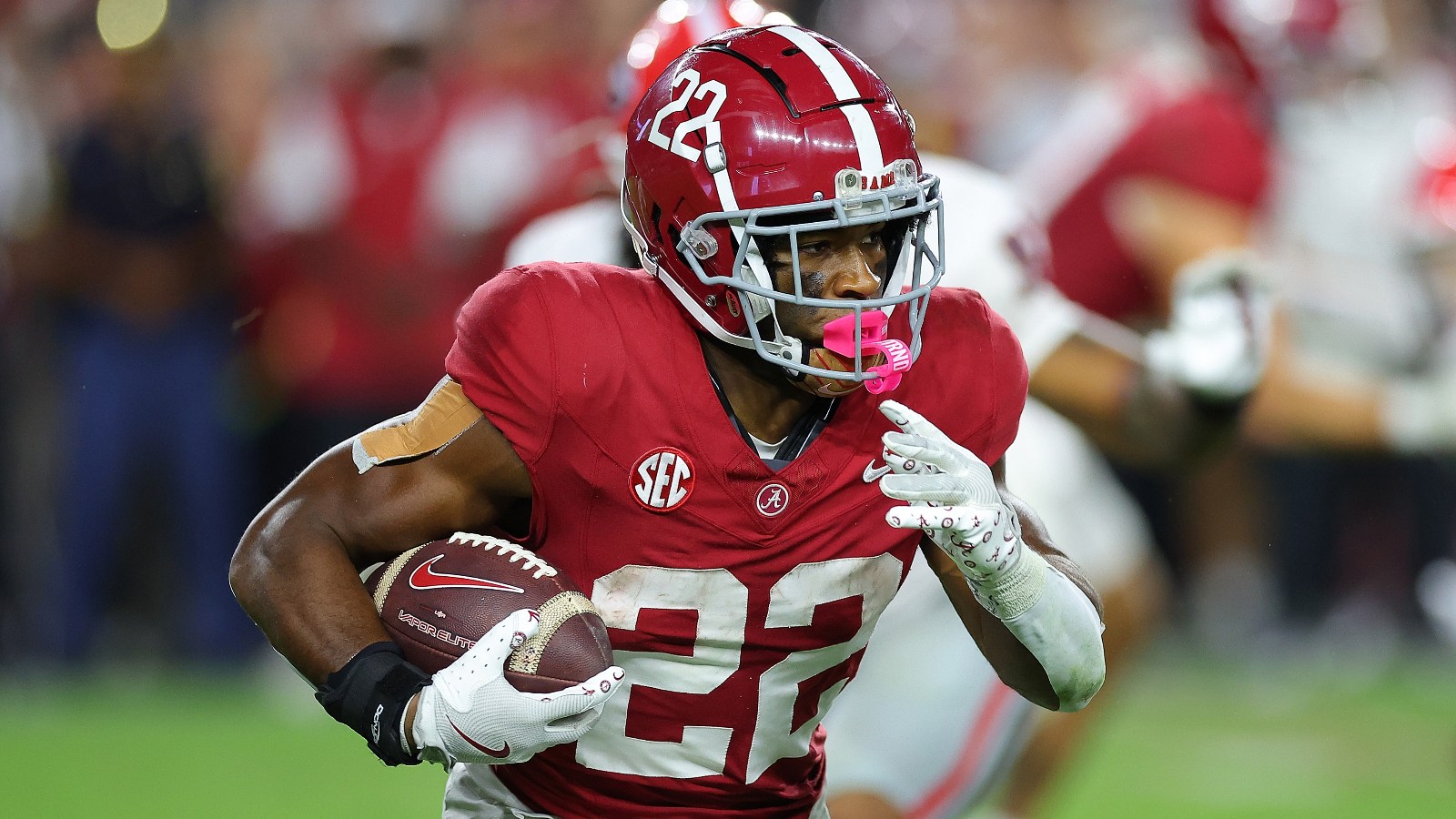 Former Alabama Star Slams RB Justice Haynes For Transferring