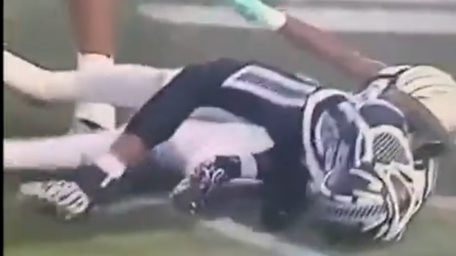 Five-Star Alabama QB Commit Keelon Russell Suffers Scary Injury