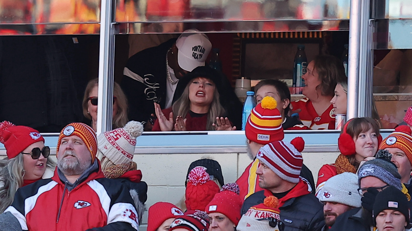 Chart Shows How Little ESPN Showed Taylor Swift During Game