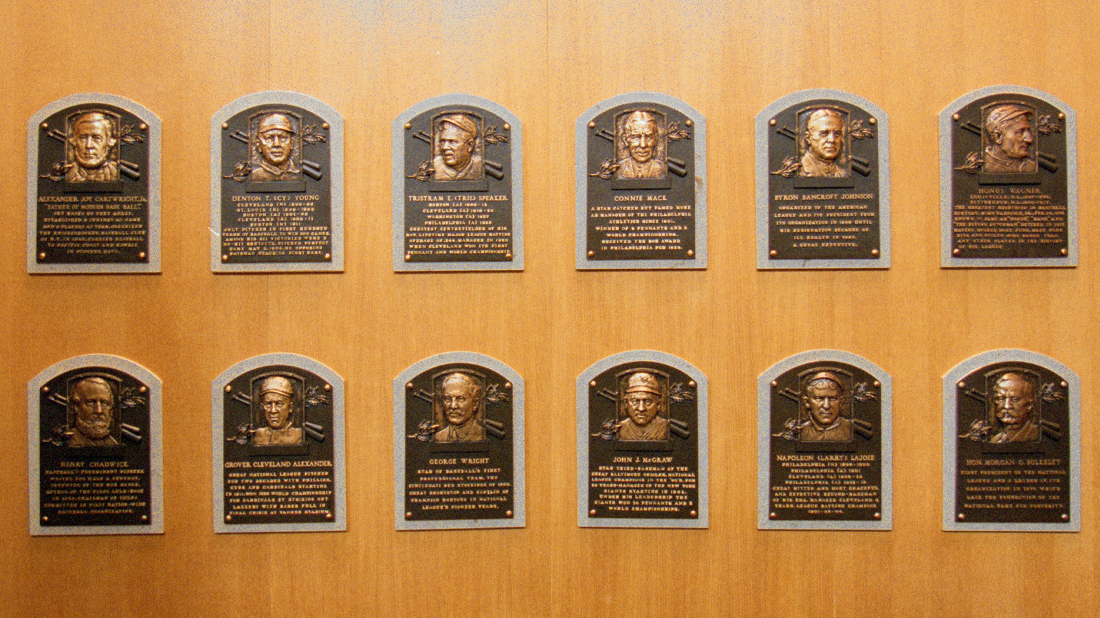 The 9 Baseball Hall Of Famers With Highest Percentage Of Vote