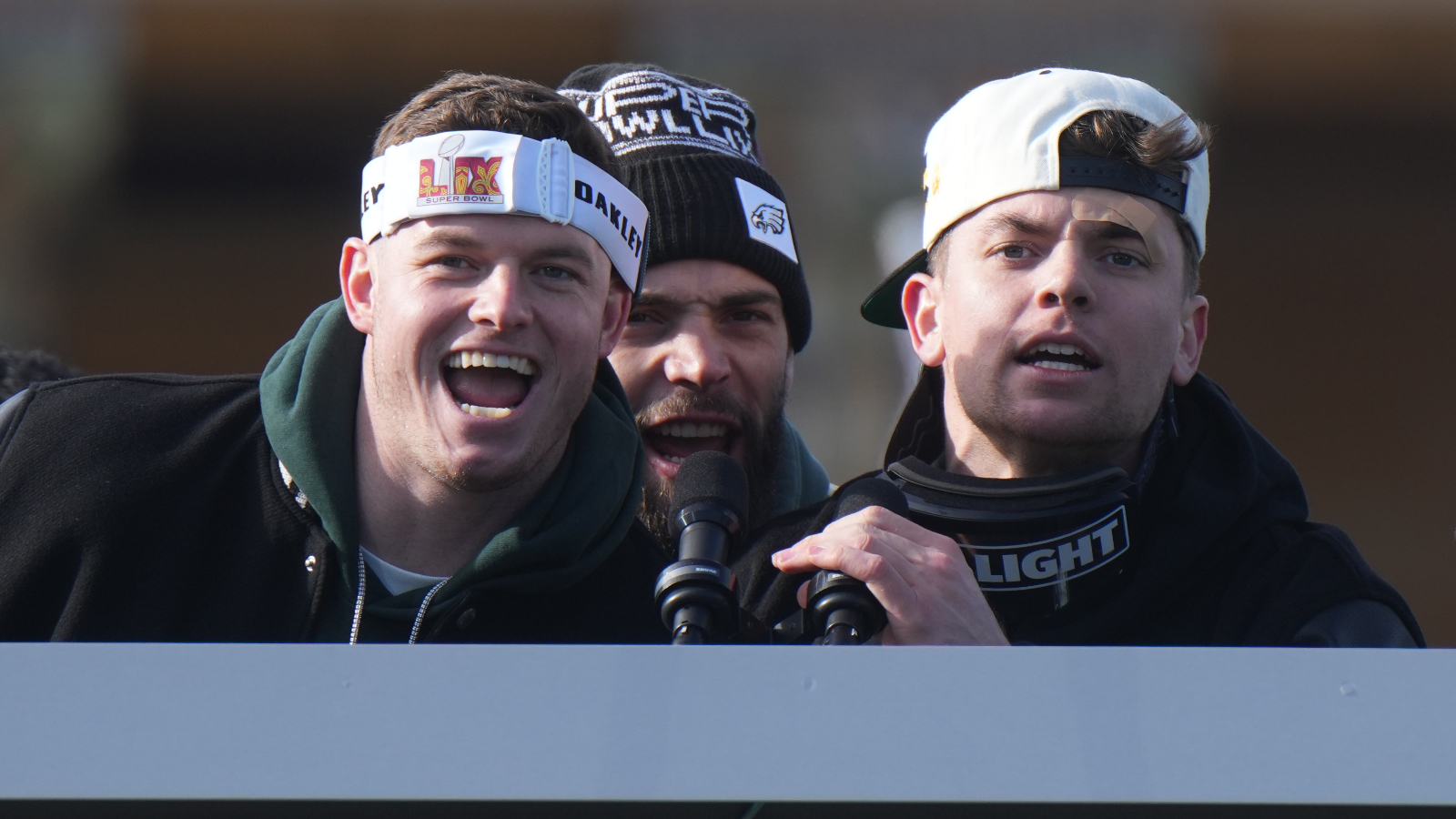 Philadelphia Eagles Fans Can't Tell Their Own White DBs Apart