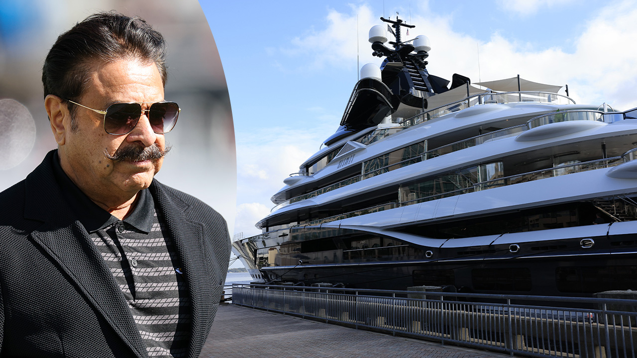 Jaguars Owner Flexes His $360 Million Megayacht At Super Bowl