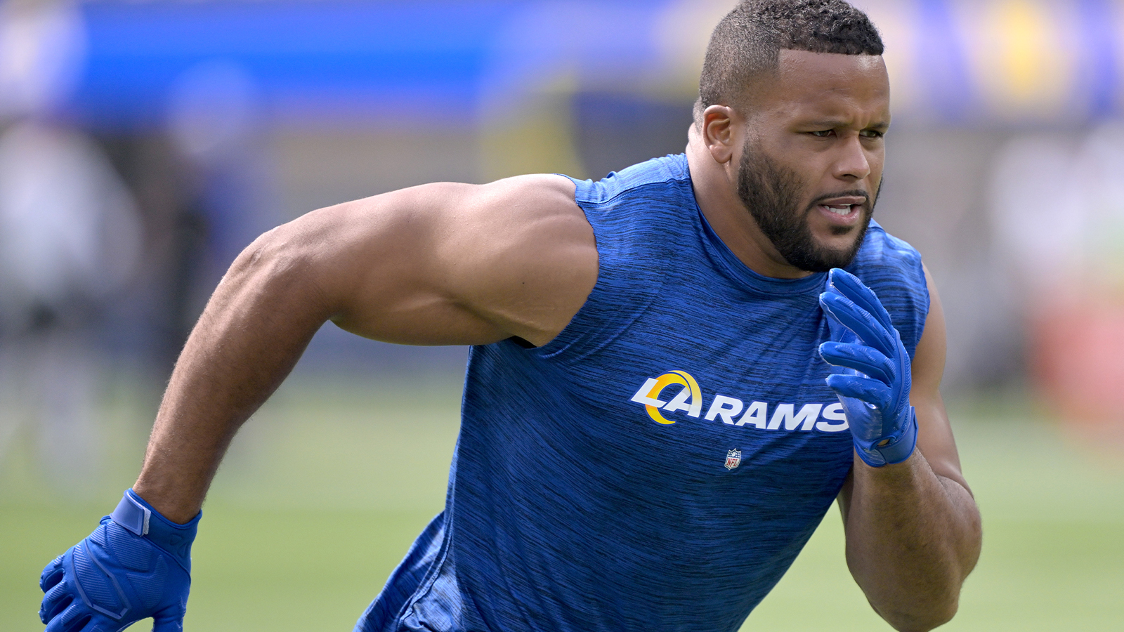 The 16 Most Jacked Players In NFL History