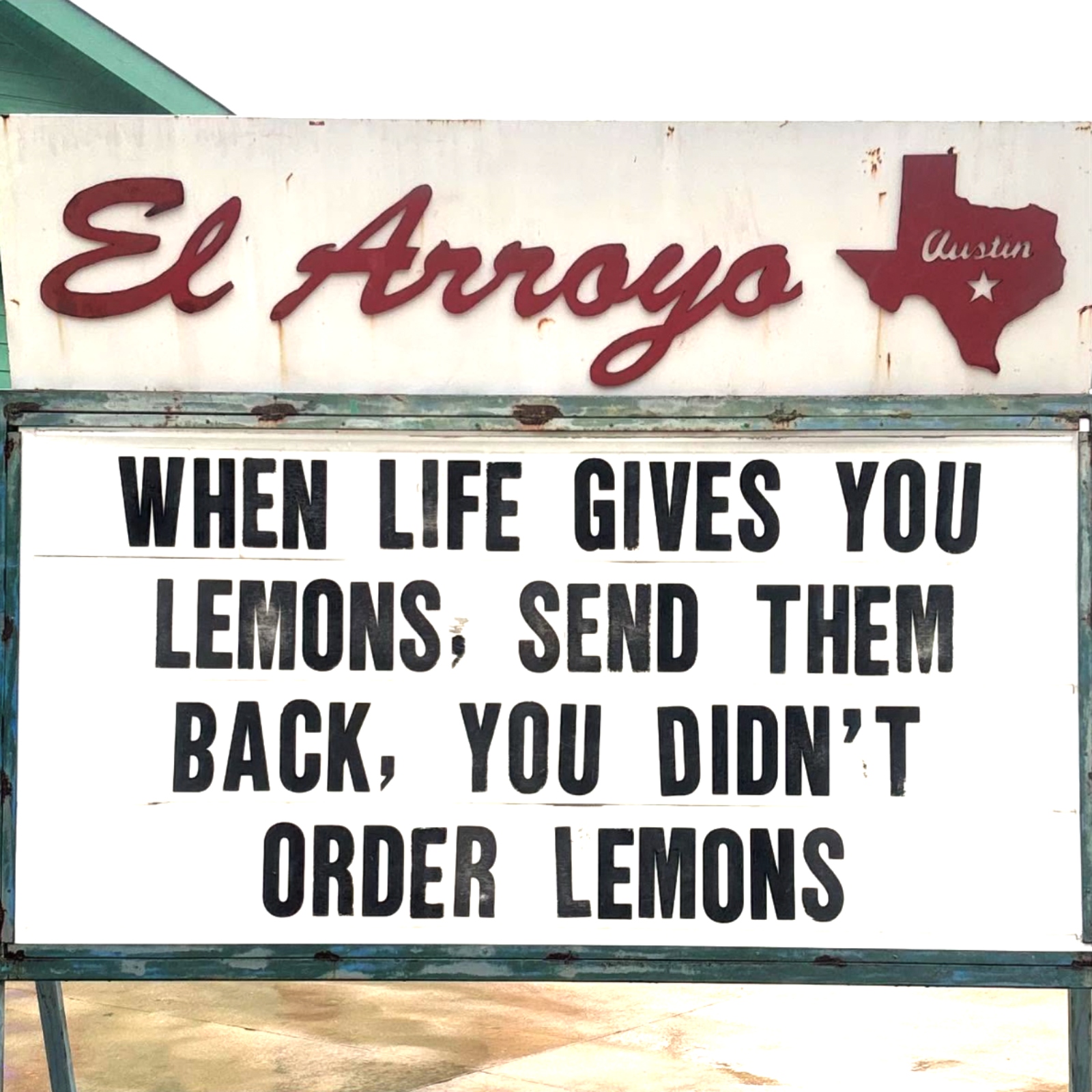 Internet's 52 Funniest New Memes To Start This Week Off Right