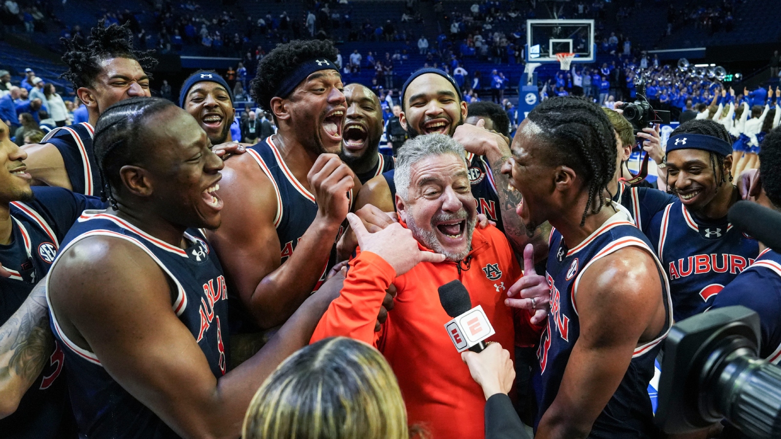 Bruce Pearl Jabs Kentucky While Flexing SEC Superiority