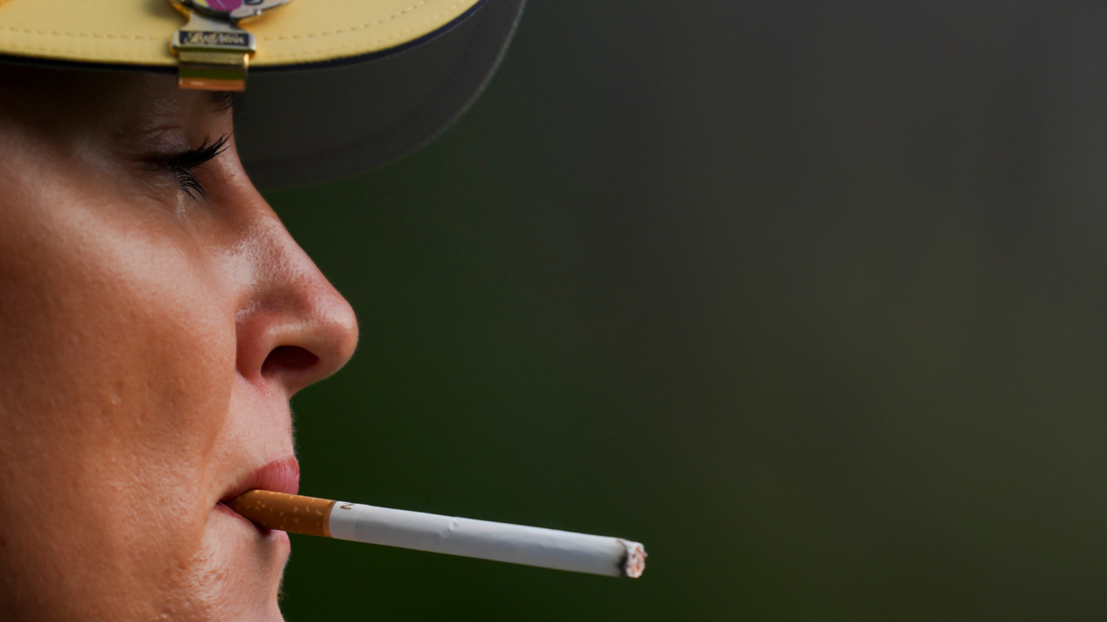 Charley Hull Makes $10K Bet To Try To Stop Smoking Cigarettes