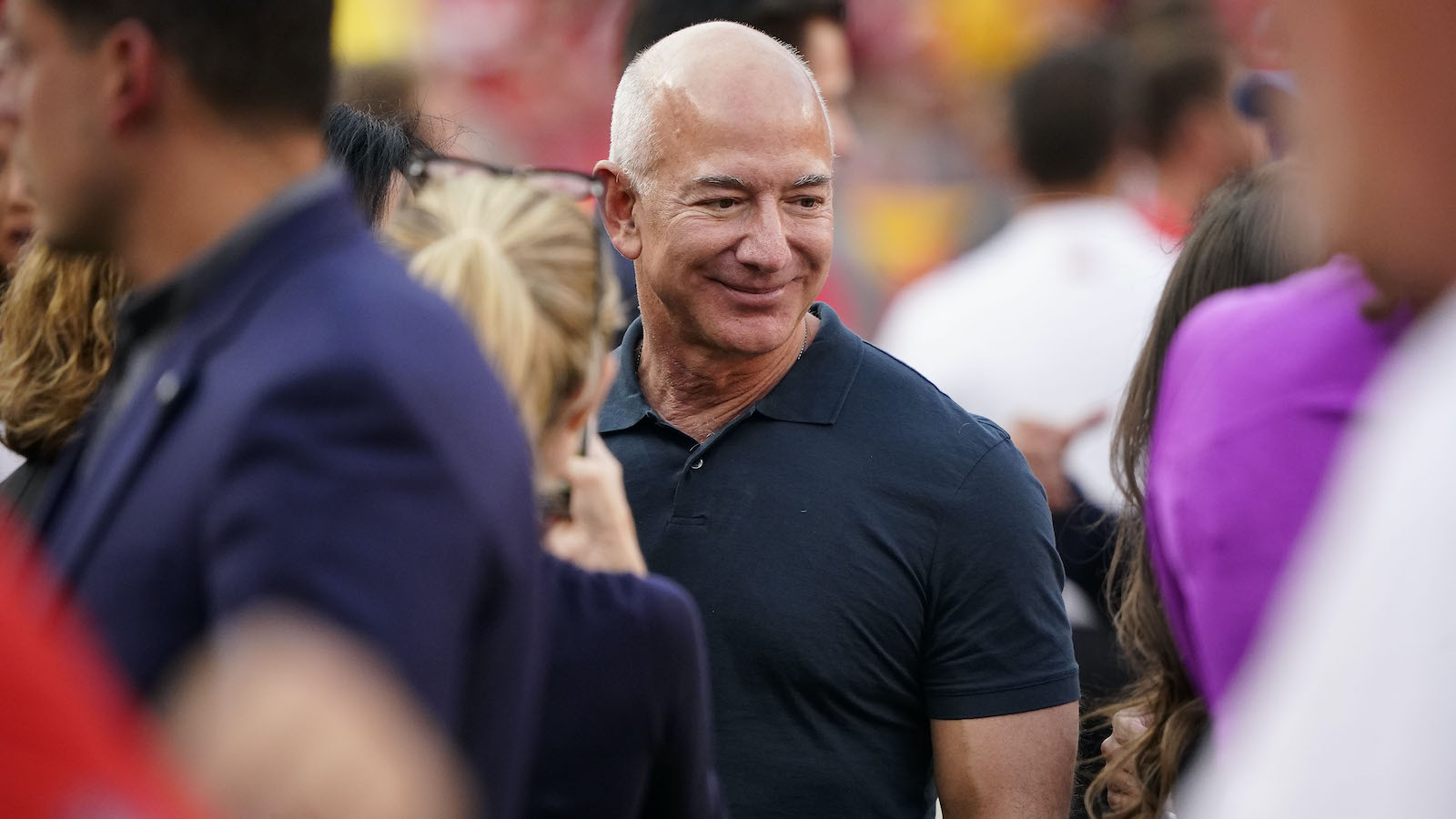 Jeff Bezos Reportedly Paid ~$1B To Oust Bond Producers