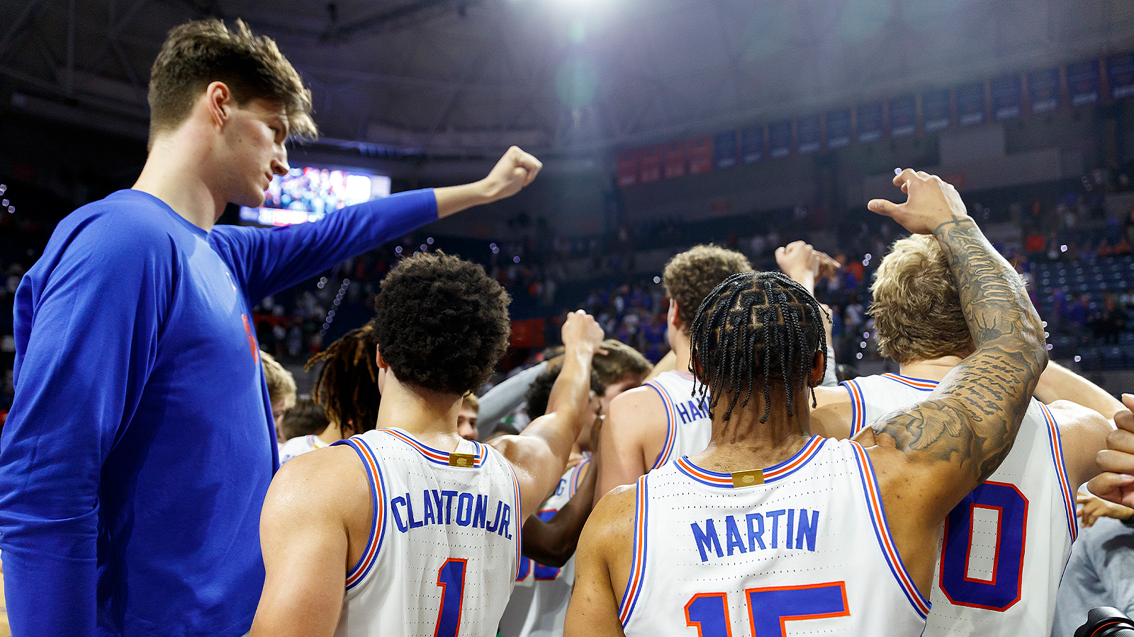 Florida's 7'9" Freshman Dwarfs Tracy Wolfson At March Madness