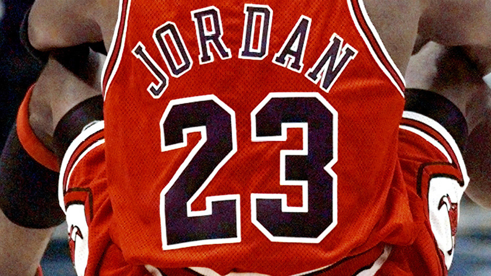 Chicago Bulls Jerseys, Air Jordans Being Linked To Gangs By DHS