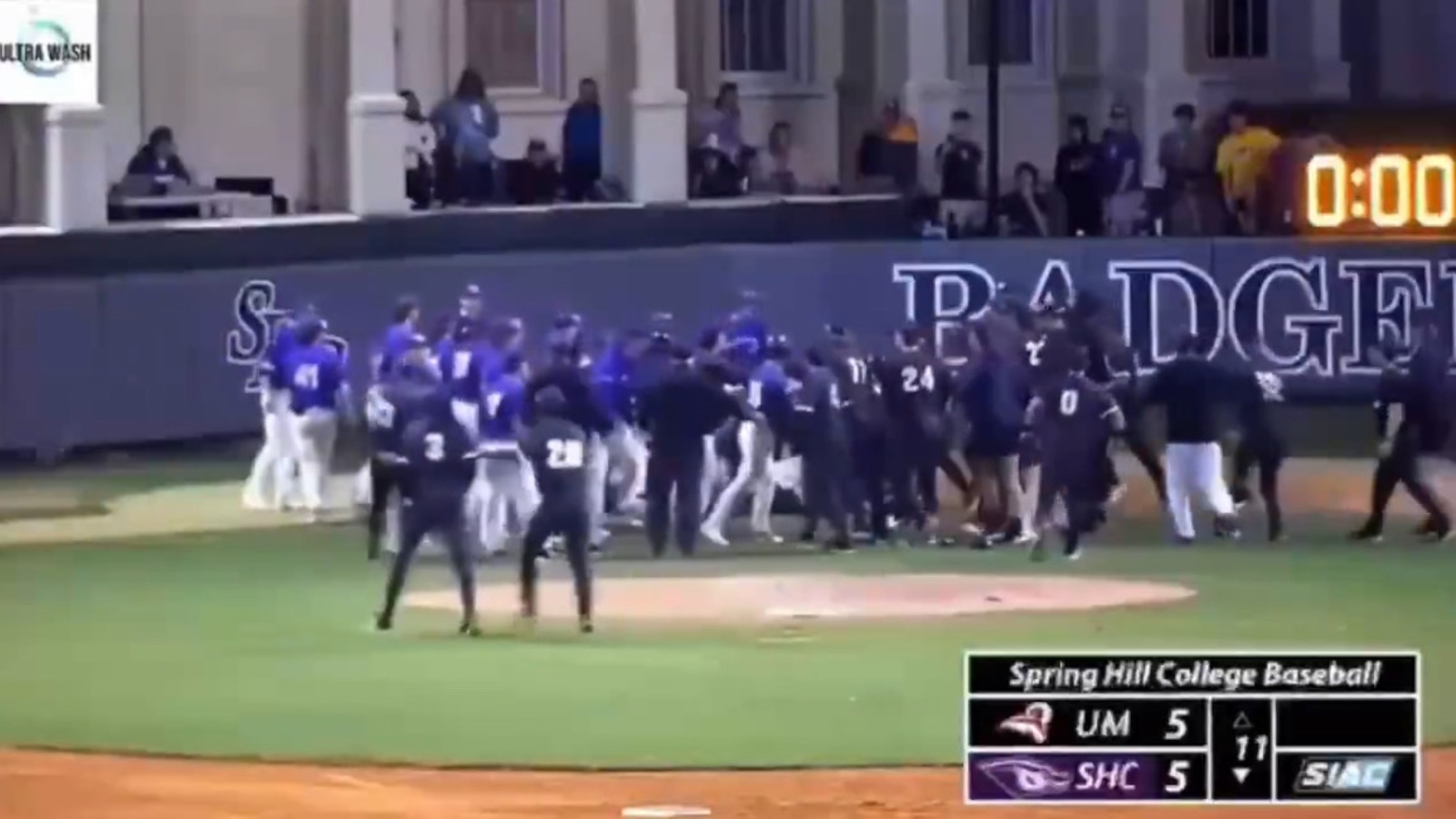 College Baseball Fight In Alabama Causes In-Game Suspension