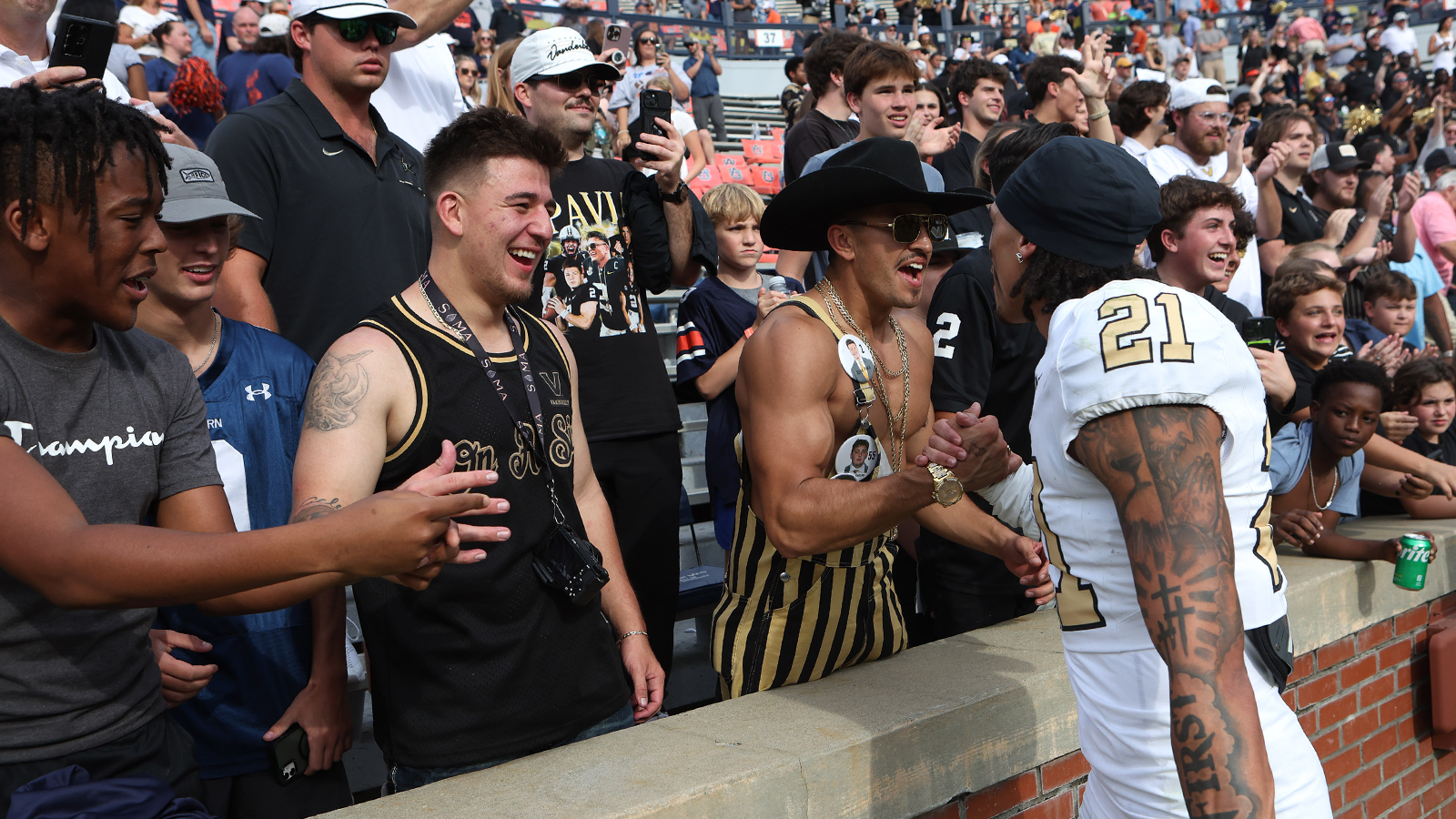 Vanderbilt's Rising Star Publicly Rejects Texas Tech For NIL Money