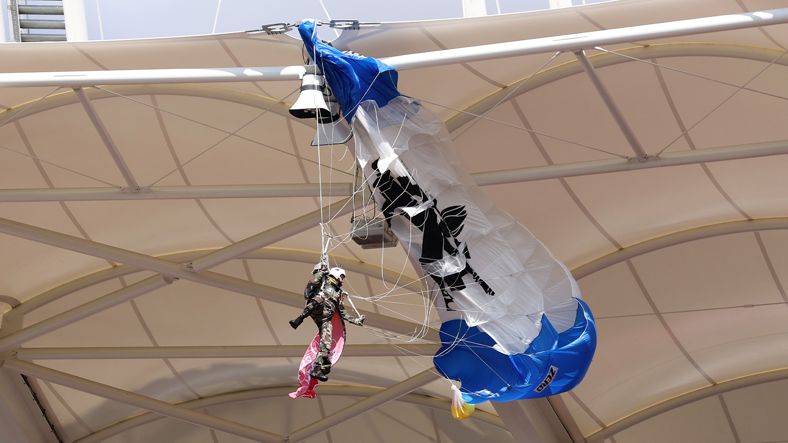 French Rugby Game Delayed By Parachutist Mishap