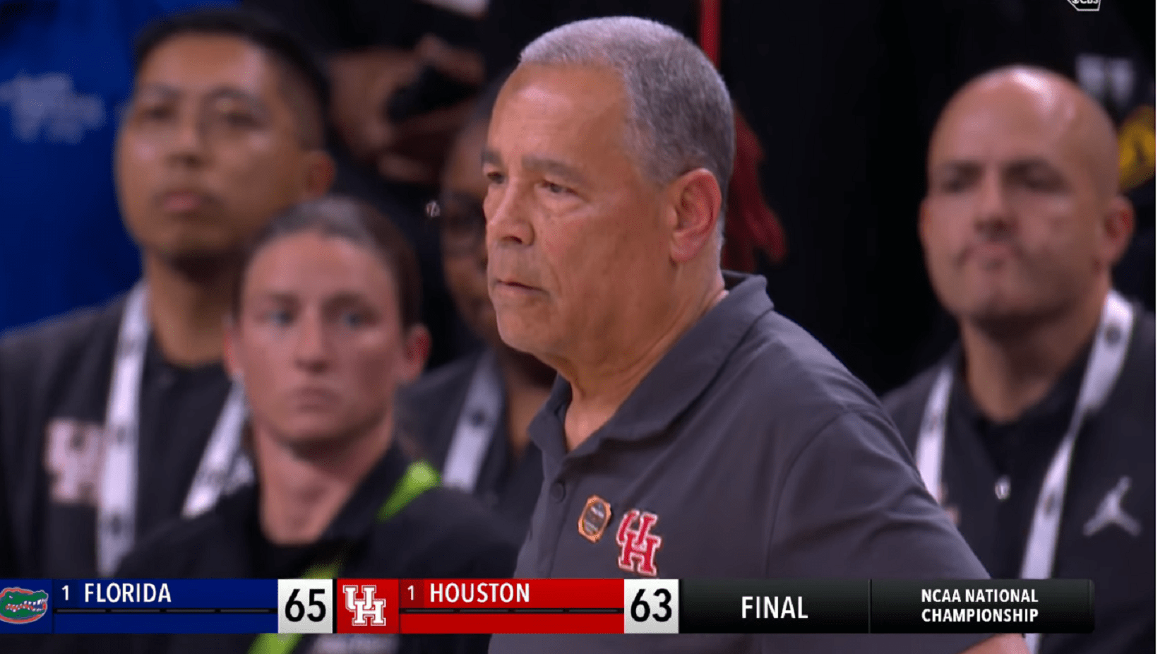 Disgusted Kelvin Sampson Reacts To Houston's Terrible Final Play
