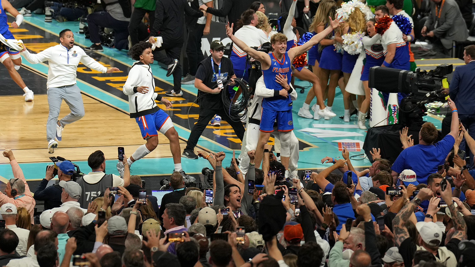 Viral Florida Basketball Reporter Ignites Debate About Decorum