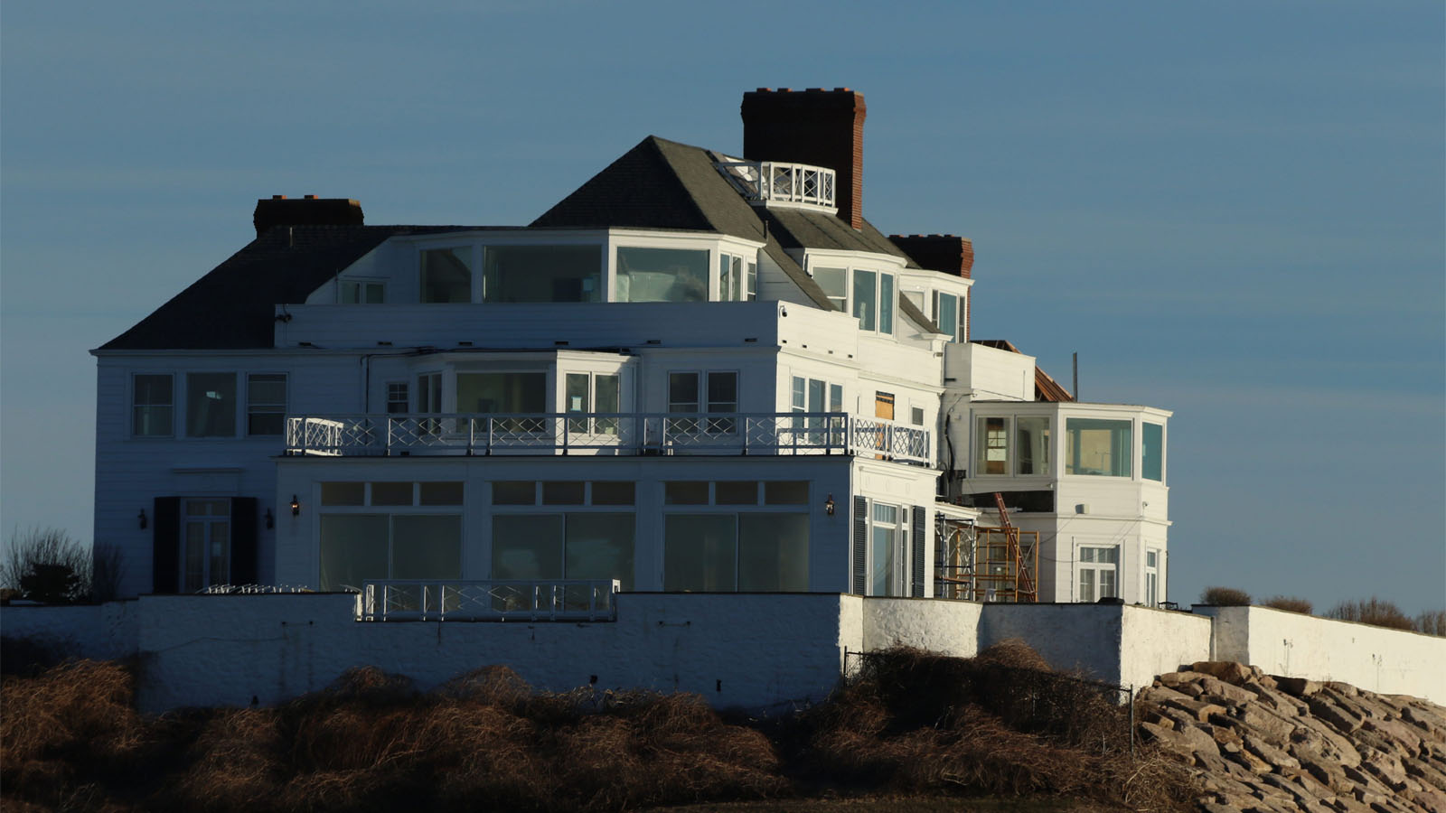 Human Remains Found Near Taylor Swift's Home In Rhode Island