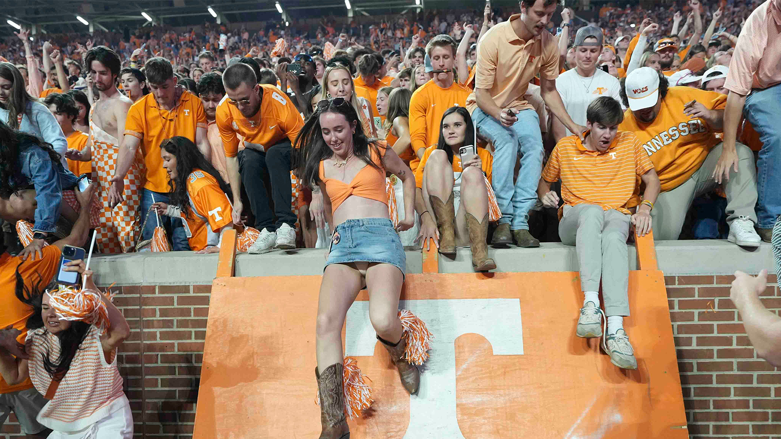 SEC Overhauls Fines To Stop Fans From Rushing Court And Field