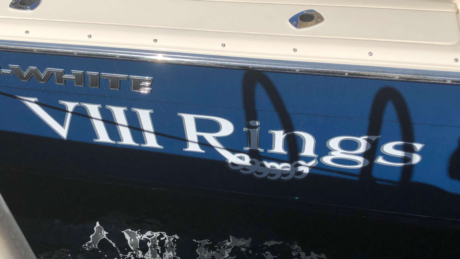 Bill Belichick Renames 'VII Rings' Boat To Honor Jordon Hudson