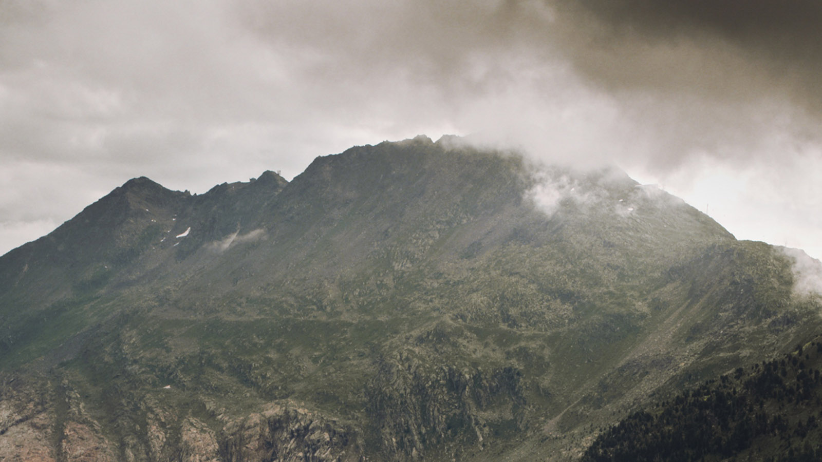 Huge Glacier Collapses In The Swiss Alps, Buries Village