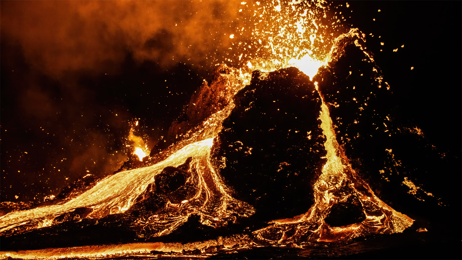 Underwater Volcano Off The Coast Of Oregon Ready To Erupt