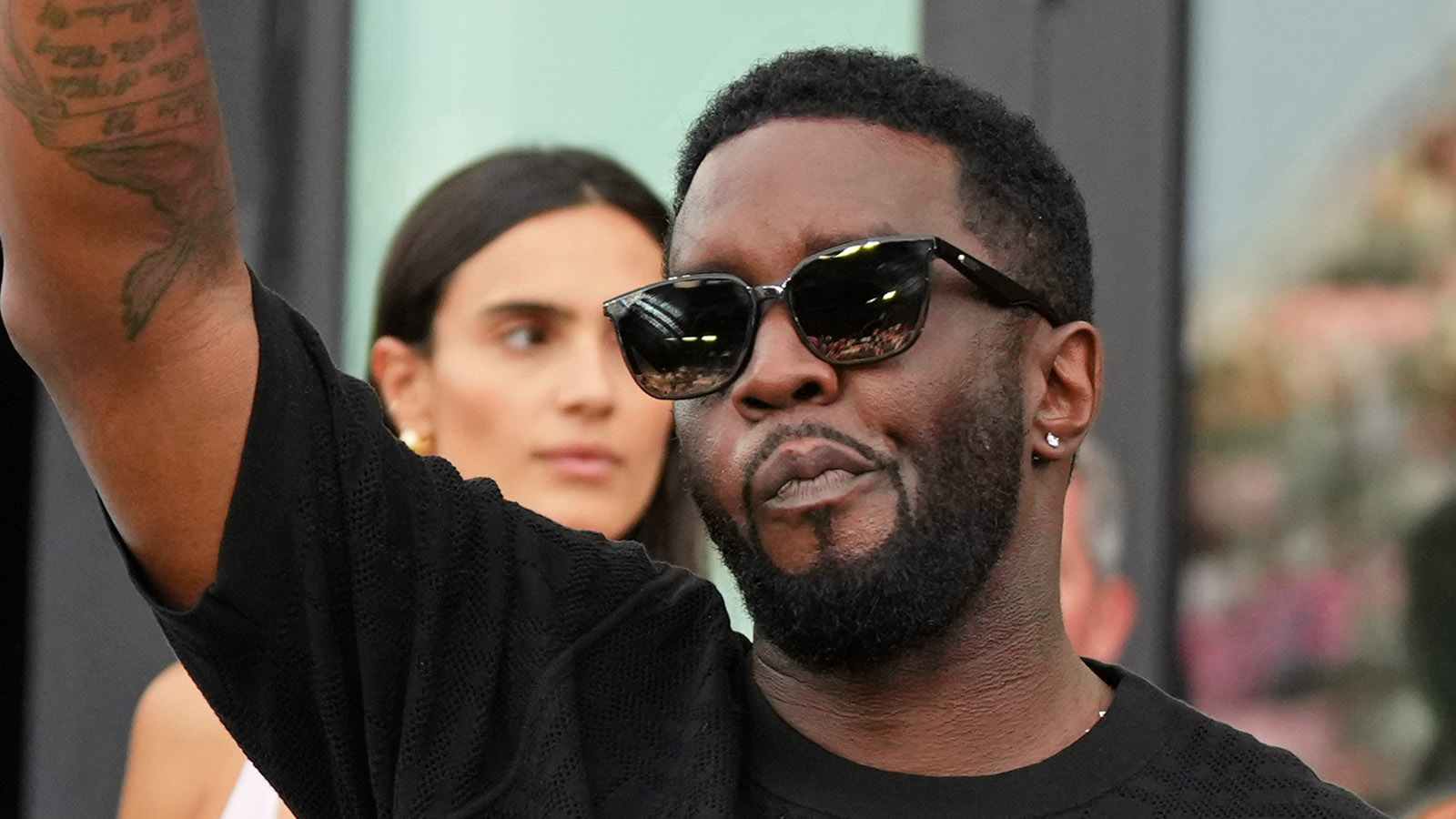 Judge Threatens To Remove Diddy From Courtroom During Trial