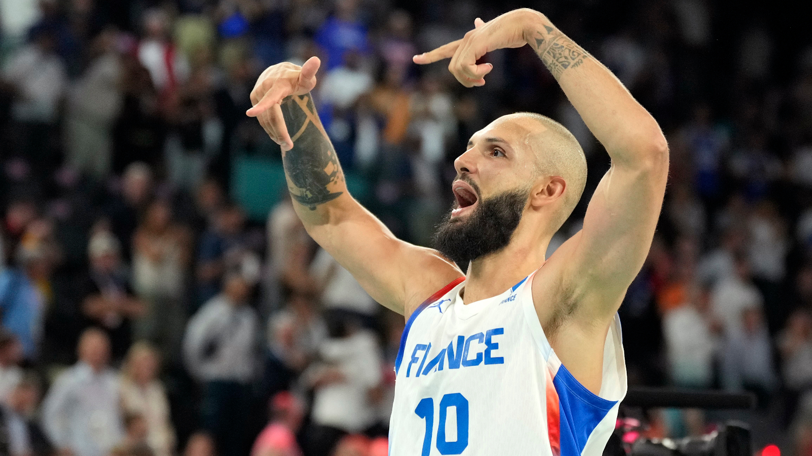 NBA Vet Fournier Ejected From Greek Finals For Crude Gesture