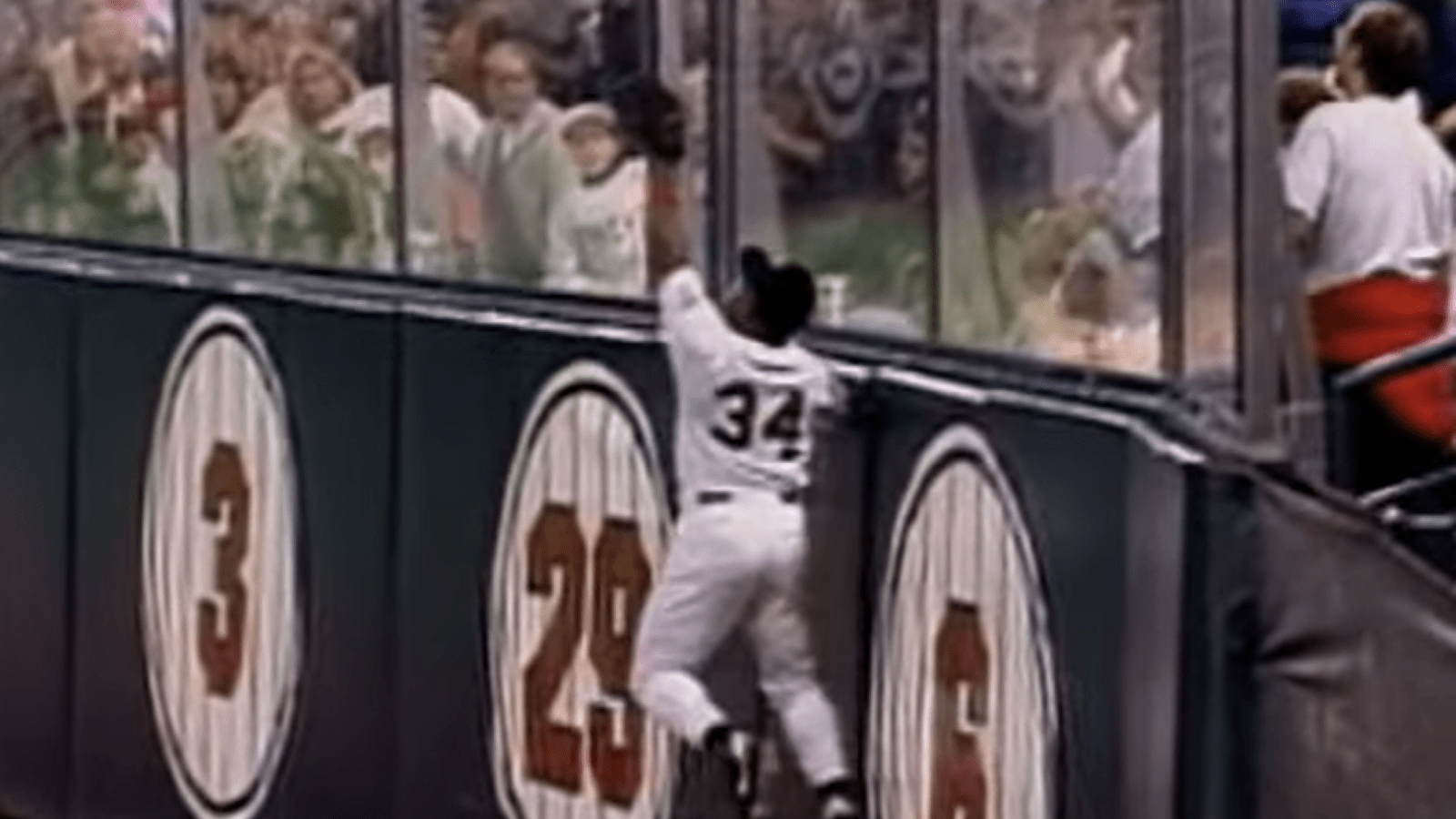 10 Of The Greatest Catches In Major League Baseball History