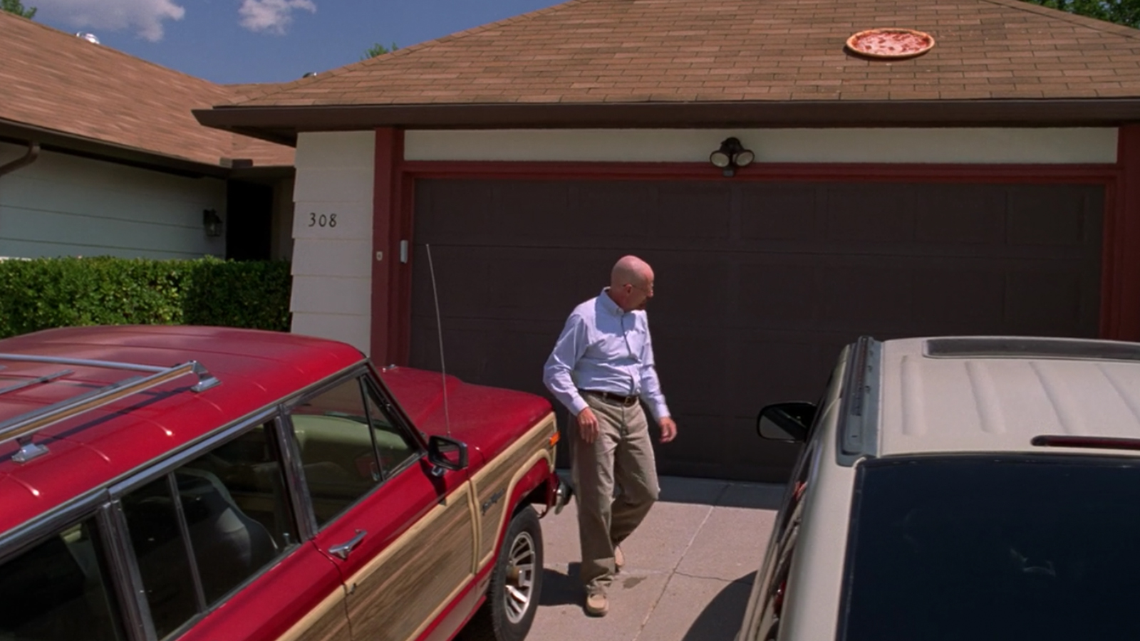 Video Captures What Owner Of 'Breaking Bad' House Deals With