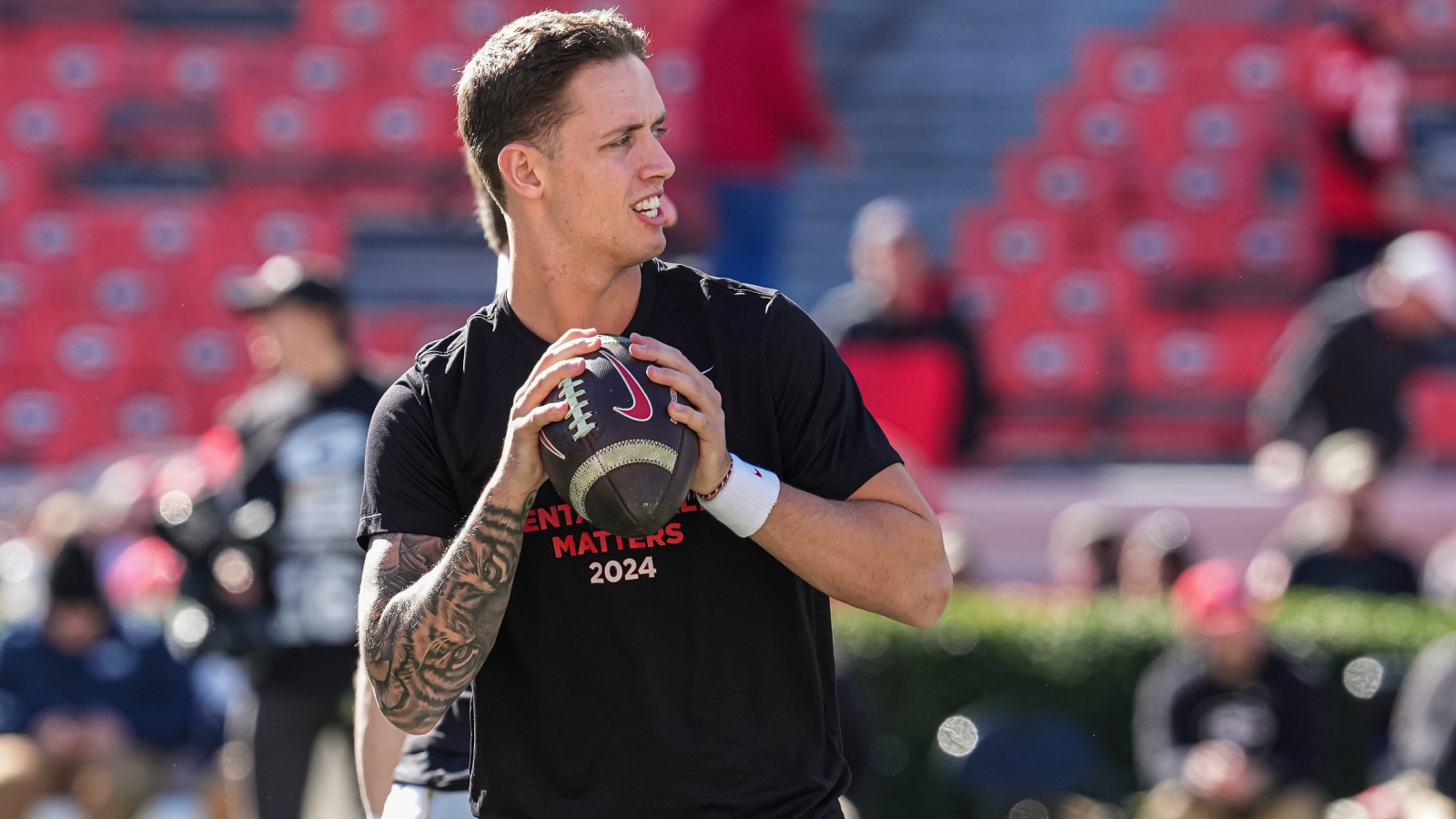 The 10 Highest Paid Quarterbacks In College Football